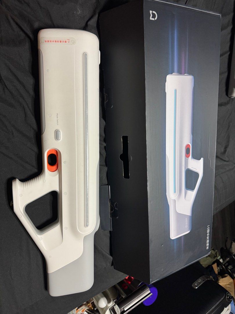 Xiaomi Mijia Water Spray Gun 1, Hobbies & Toys, Toys & Games on Carousell