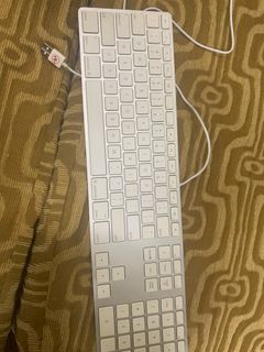 APPLE Wired compact keyboard A1242, Computers & Tech, Parts ...