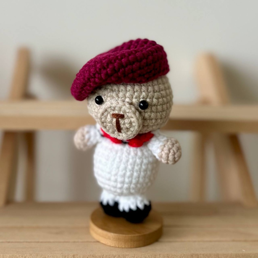 Army bear commando in number 1 uniform/ commando no.1 uniform/ red ...