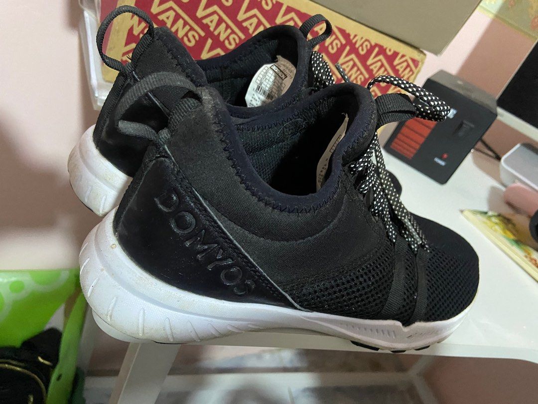 Decathlon DOMYOS Black Training Shoes, Women's Fashion, Footwear ...