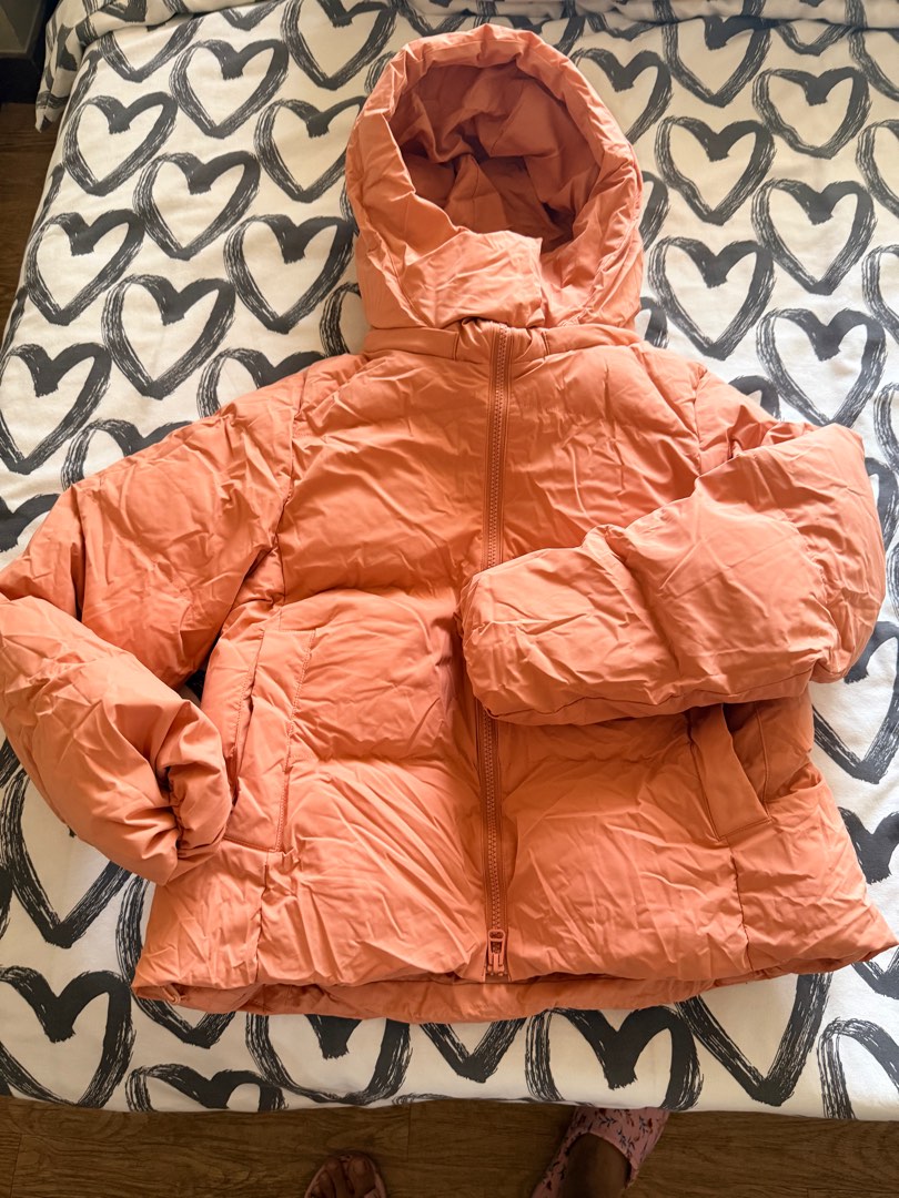 GU Puffer Jacket, Women's Fashion, Coats, Jackets and Outerwear on ...