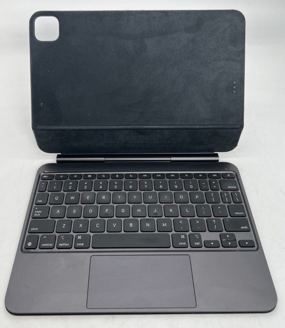 iPad Pro 11-inch M4 Magic Keyboard, Computers & Tech, Parts ...