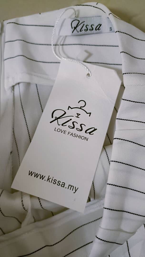 New year sales only-NEW-Kissa High Waist pinstripe shorts in white-NEW ...