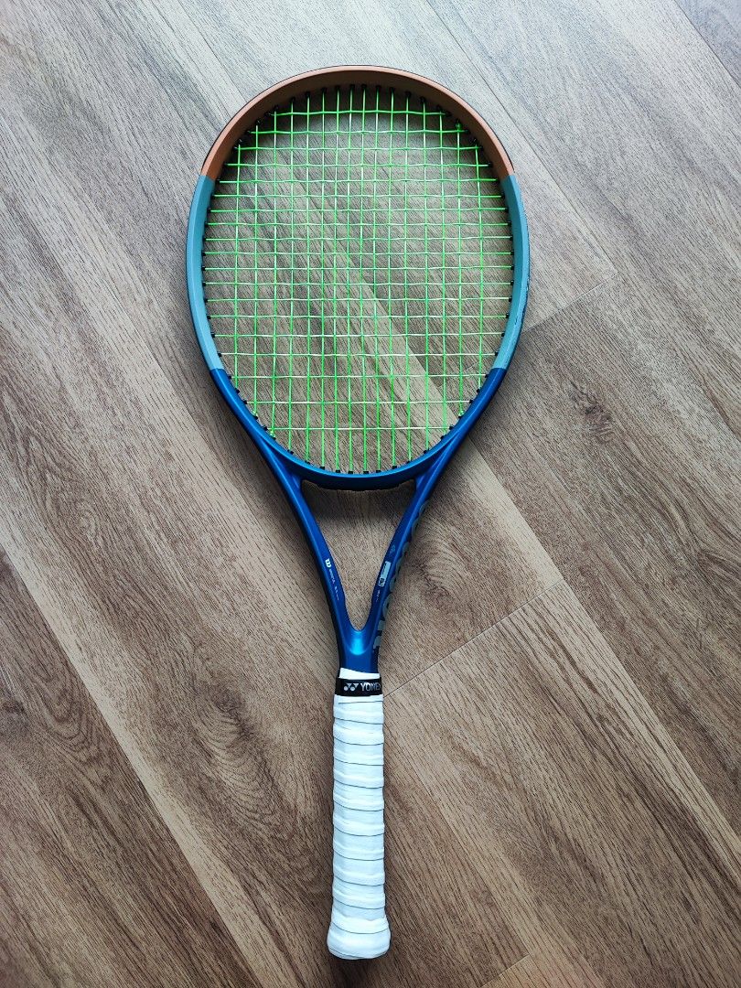 *Limited Edition* Wilson Clash 100 Tennis Racket, Sports Equipment ...