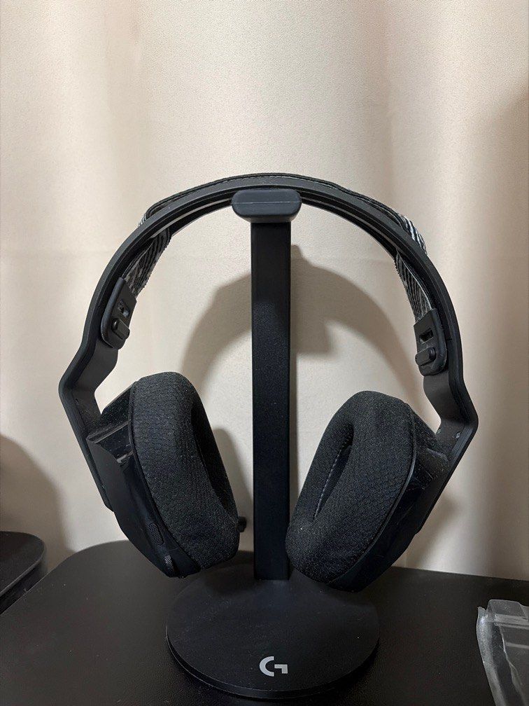 Logitech G733 Lightspeed Wireless Gaming Headset - Black, Audio ...