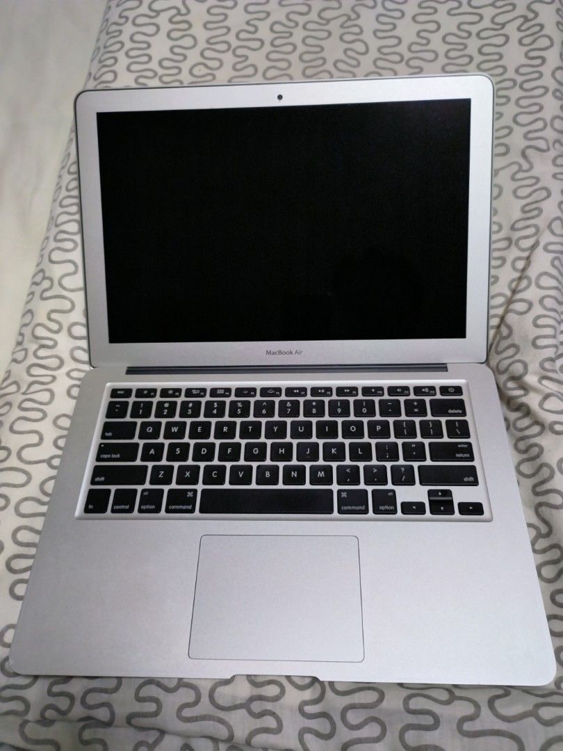 MacBook Air 13-inch (Model: A1466), Computers & Tech, Laptops ...