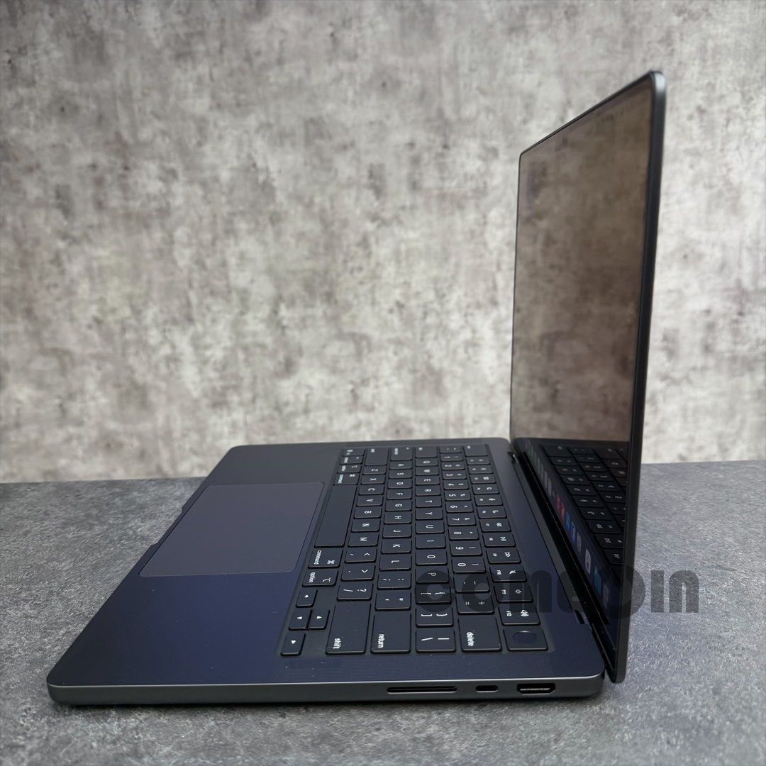 MacBook Pro 14-inch M5 / 10-Core CPU / 10-Core GPU / 16GB Unified ...