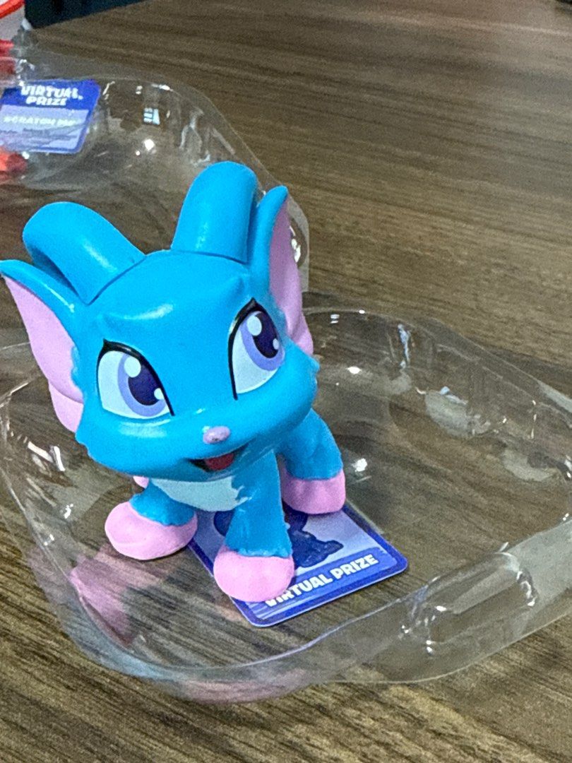 Neopets mini figure blind box, Hobbies & Toys, Toys & Games on Carousell