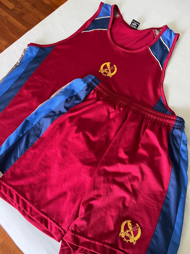 SAF officer cadet school OCS PT Set, Men's Fashion, Activewear on Carousell