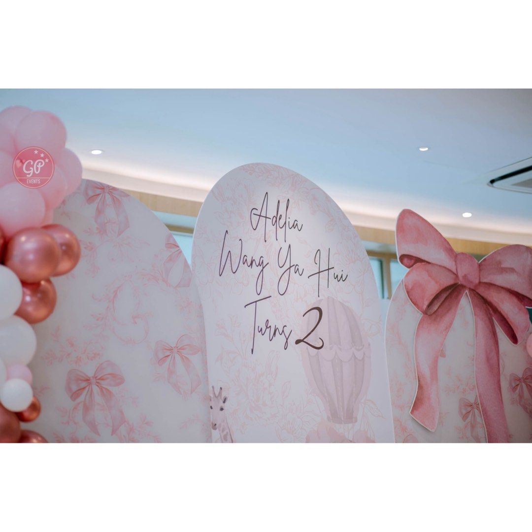 Pink Safari & Bows Theme Birthday Decor Set Up, Lifestyle Services ...