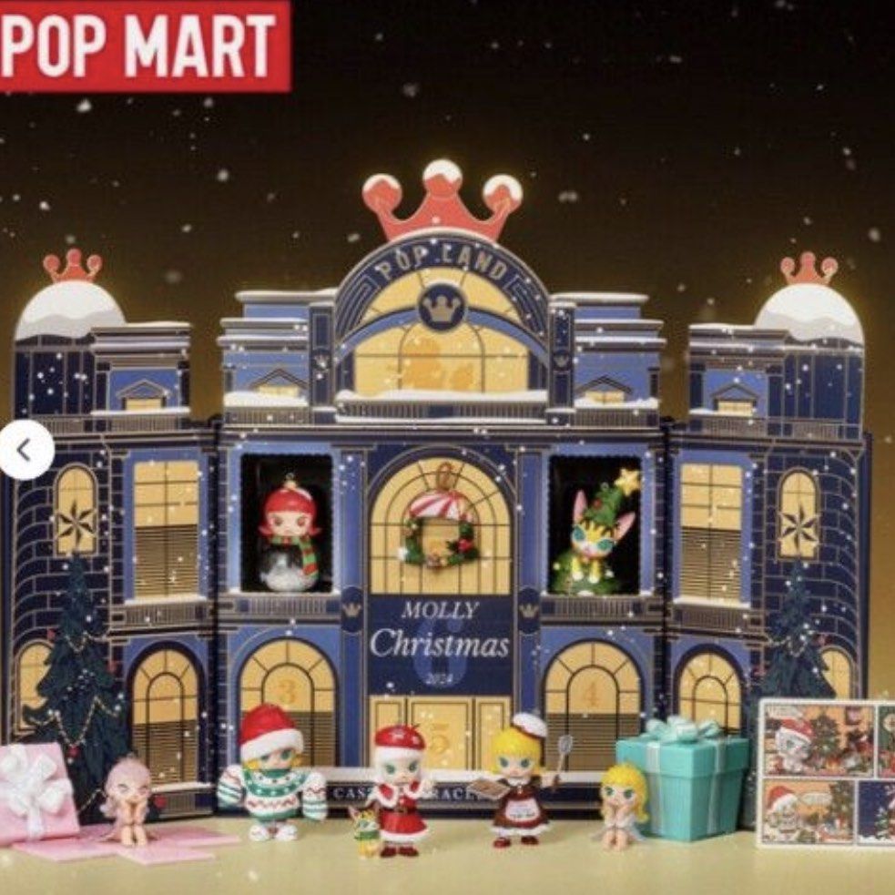 POP MART Molly Christmas Castle Miracle Box, Hobbies & Toys, Toys ...