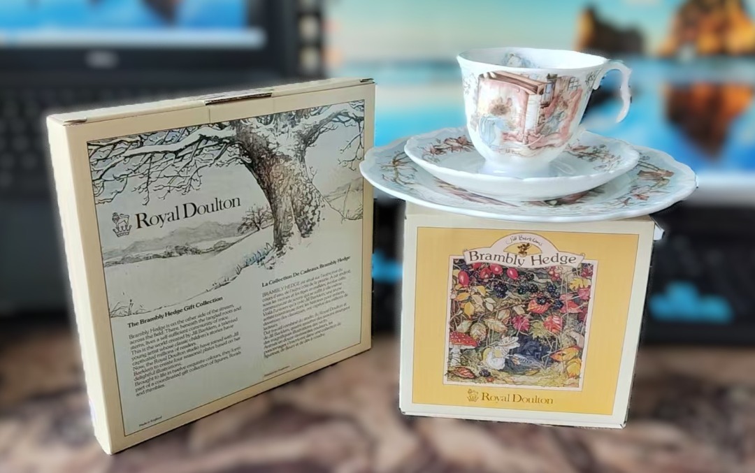 Royal Doulton Branberry Hedge "Winter" Trio, Furniture & Home Living ...