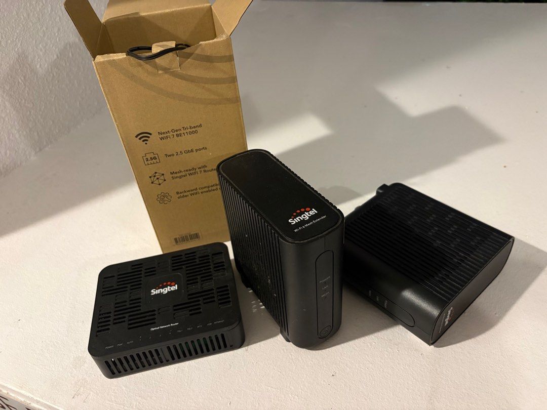 Singtel WiFi 7 router, tp link router, Computers & Tech, Parts ...