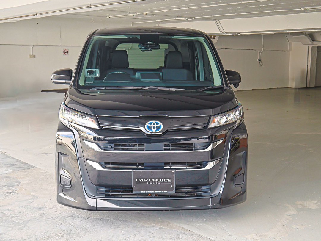 Toyota Noah Hybrid 1.8A X, Cars, Used Cars on Carousell