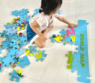 World Map Puzzle, Hobbies & Toys, Toys & Games on Carousell