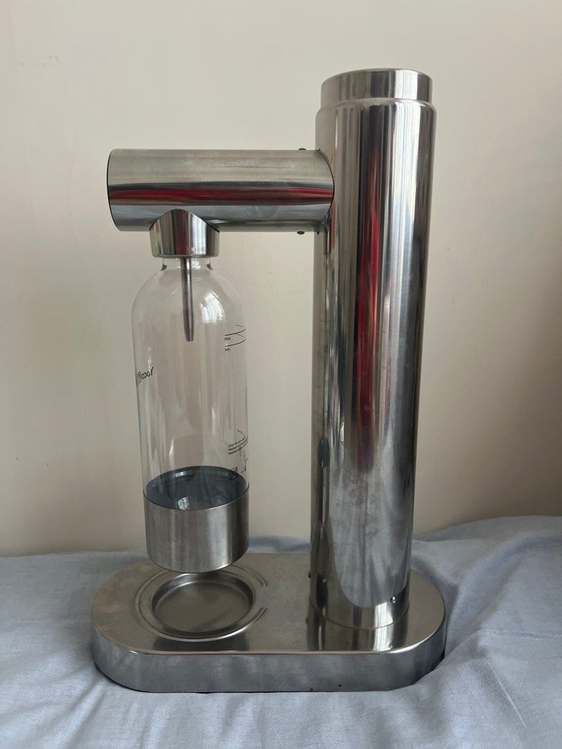 Yoco Soda Soda Maker deluxe edition with METAL NOT PLASTIC gas infusion ...