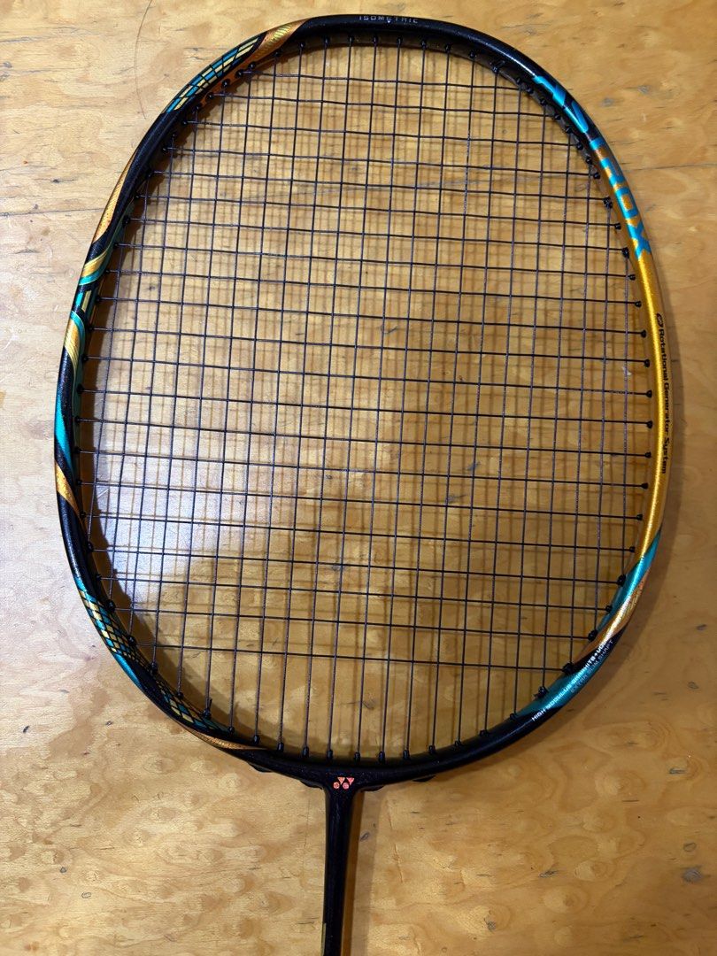 Yonex Astrox 88D Pro Badminton Racket, Sports Equipment, Sports & Games ...