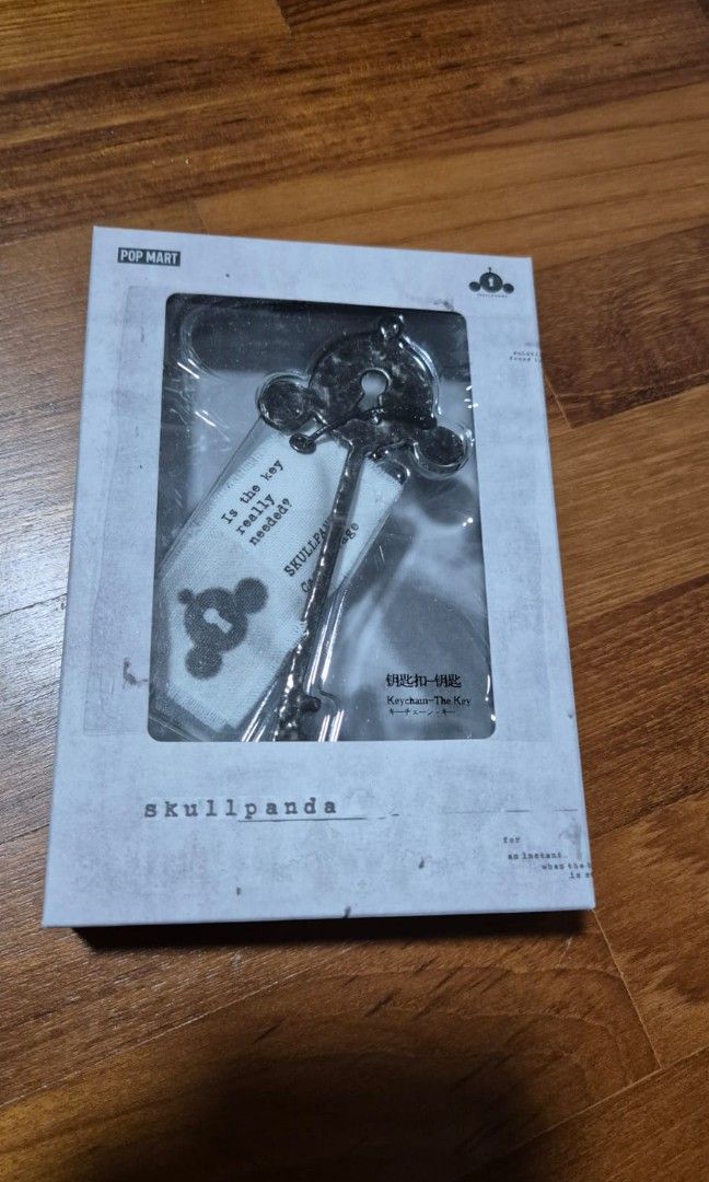 🖤 Skull Panda “Cage / Uncage” Exhibition Keychain 🖤, Hobbies & Toys ...