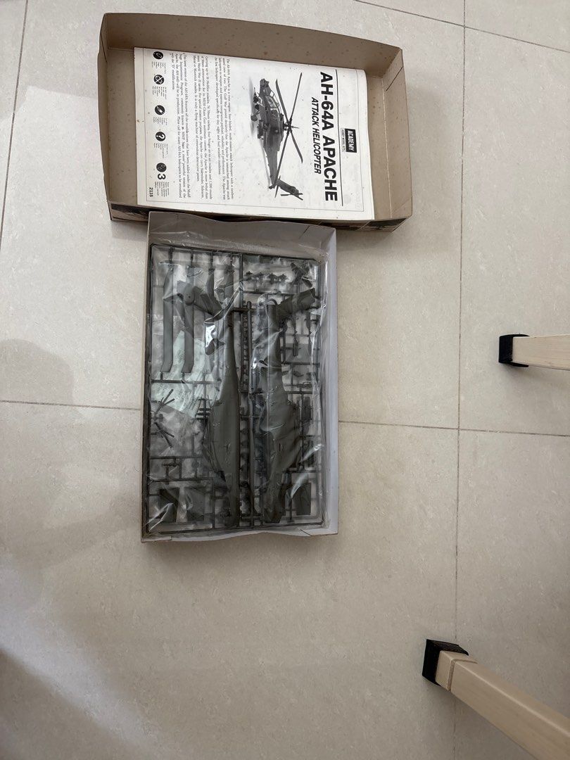 Academy AH-64A Apache Attack Helicopter Model Kit, Hobbies & Toys, Toys ...