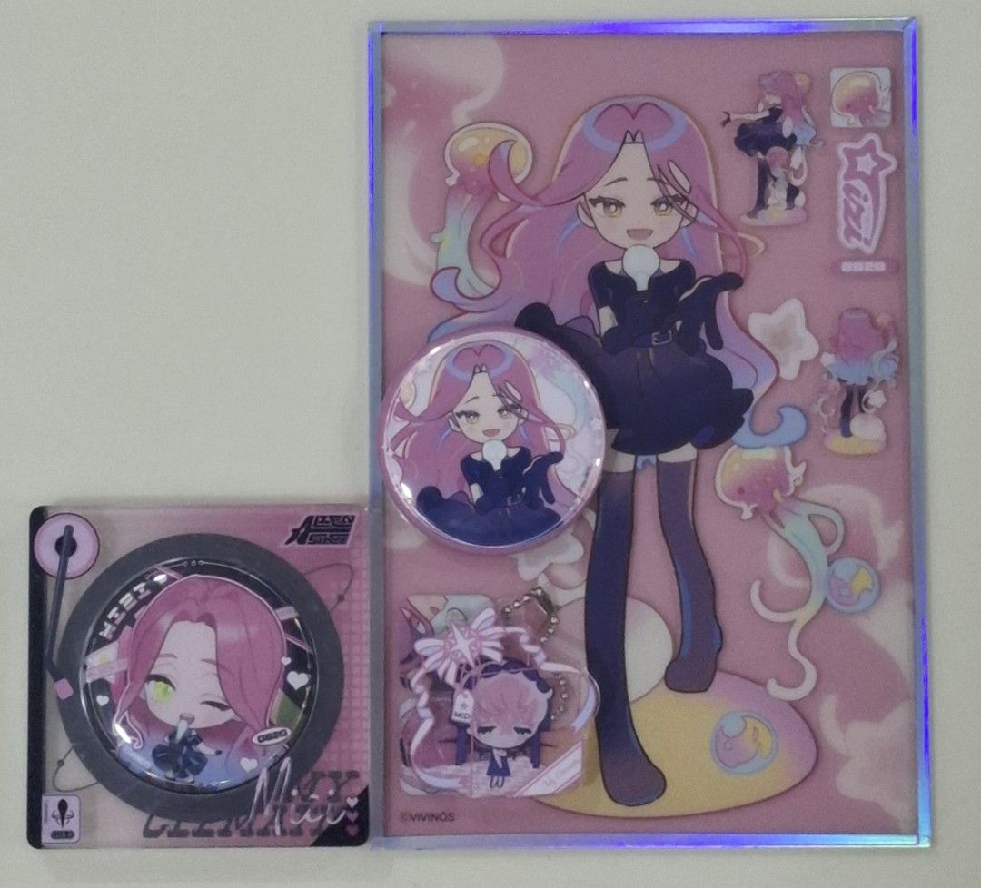 Alien stage new years mizi set, Hobbies & Toys, Memorabilia ...