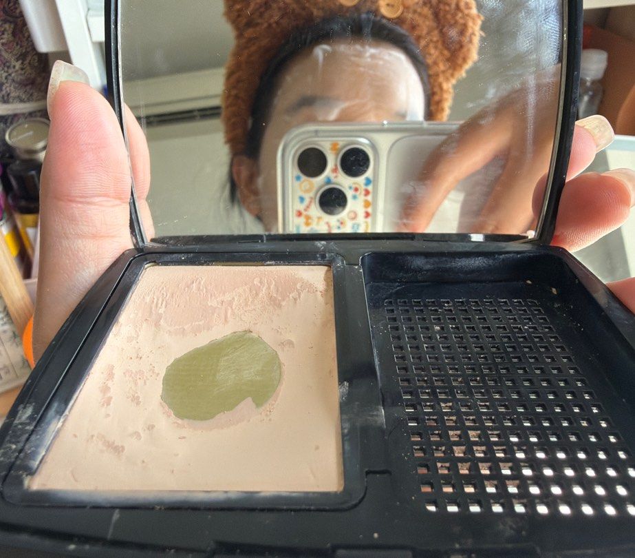 Chanel compact foundation 12, Beauty & Personal Care, Face, Makeup ...