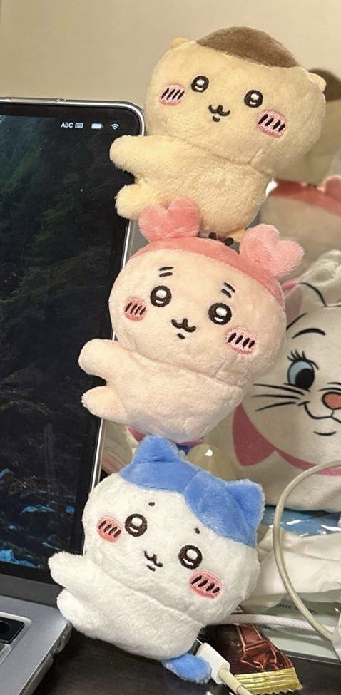 CHIIKAWA Plush Clips for Laptops/Tables & Paper Bags, Hobbies & Toys ...