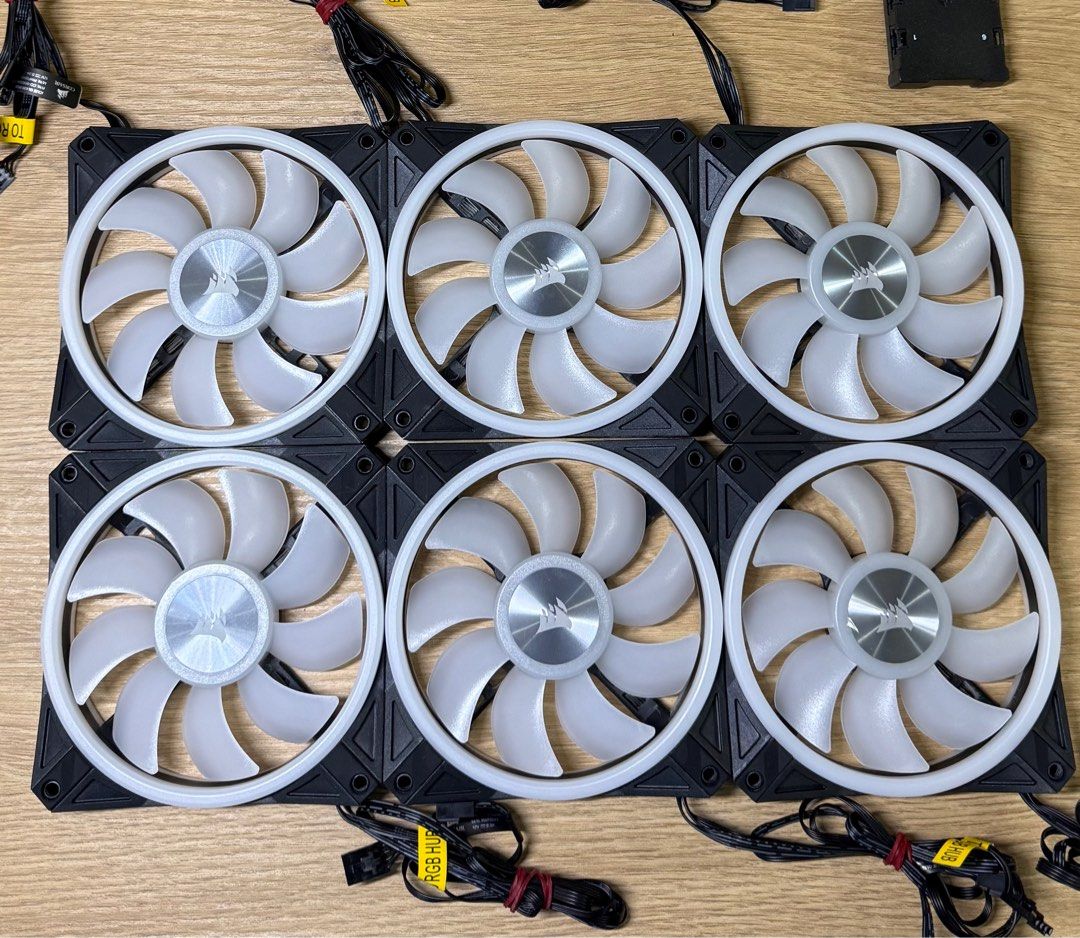[Excellent Condition] Corsair iCUE QL120 RGB 120mm PWM, 6 Fans with ...