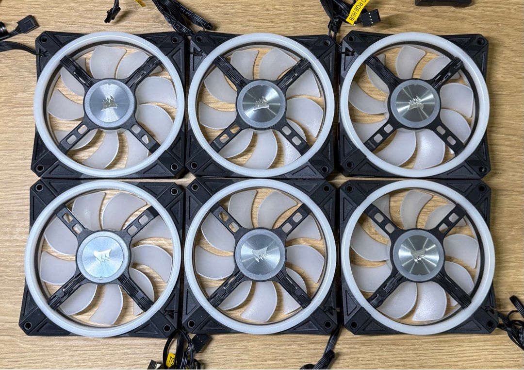 [Excellent Condition] Corsair iCUE QL120 RGB 120mm PWM, 6 Fans with ...