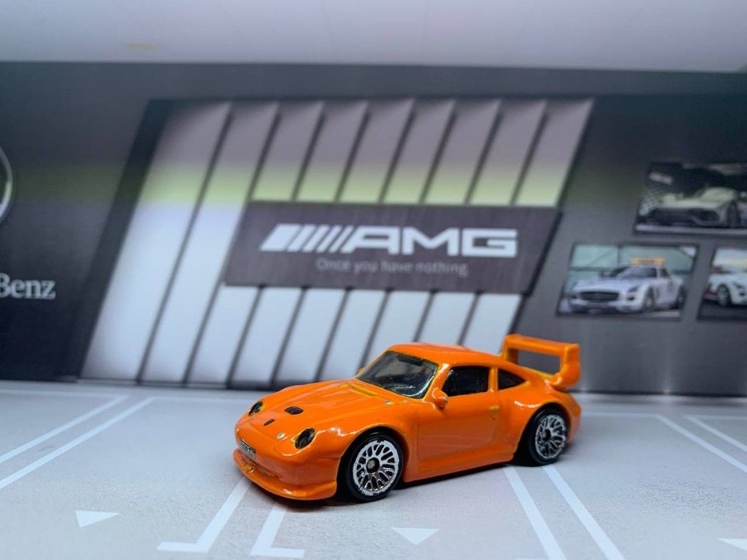 Hot Wheels Orange Porsche 993 GT2 Diecast Model, Hobbies & Toys, Toys ...