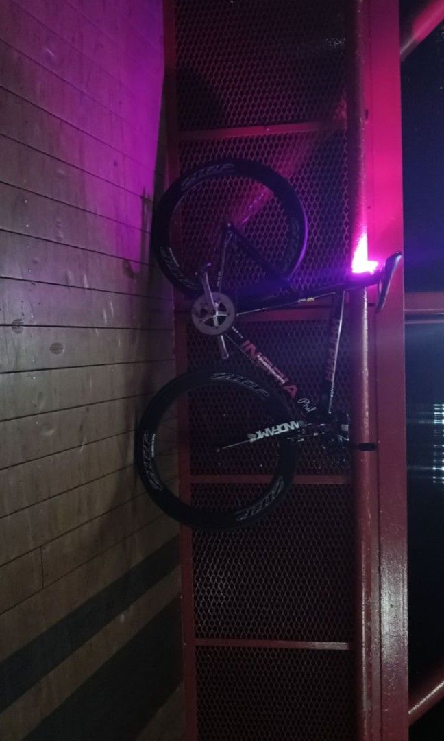 ingria blackpink fs wts only, Sports Equipment, Bicycles & Parts ...