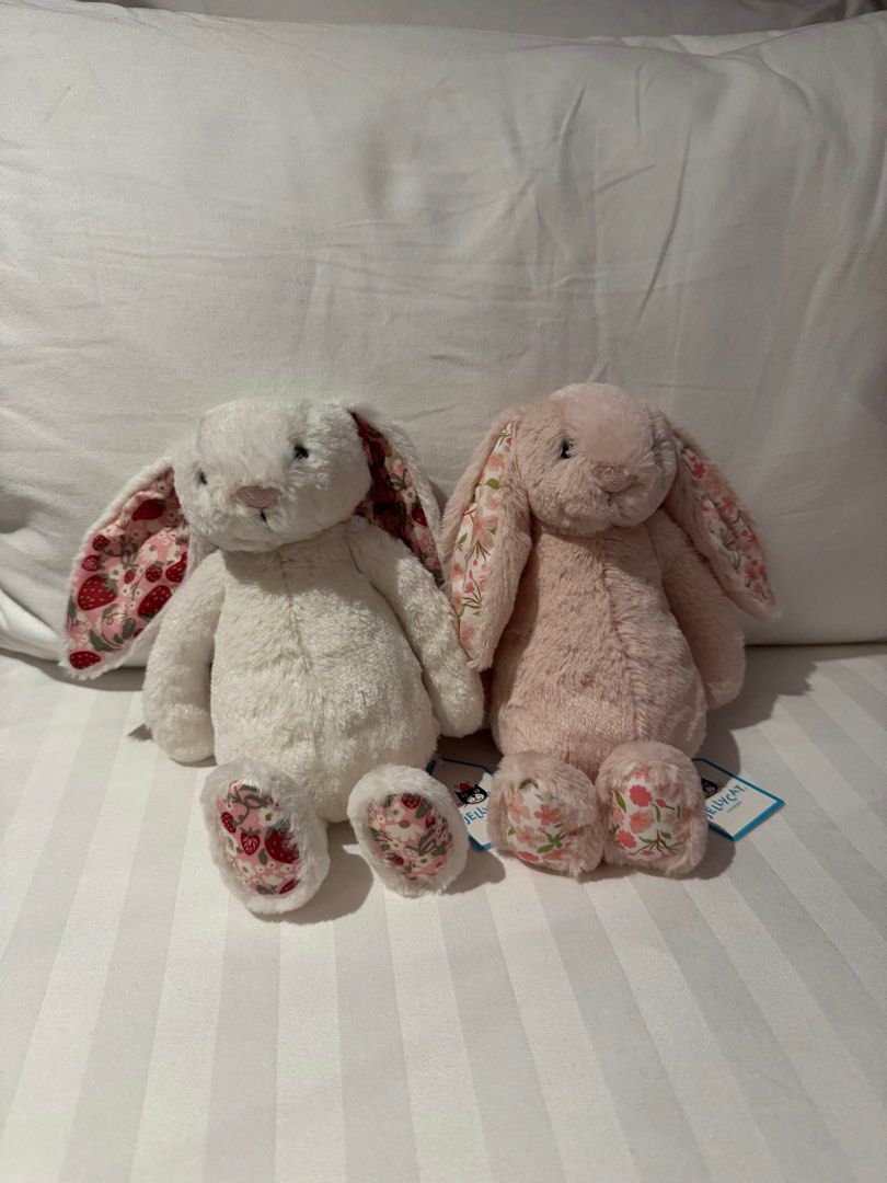 Jellycat Blossom Bunny Blush Cream Small, Hobbies & Toys, Toys & Games ...