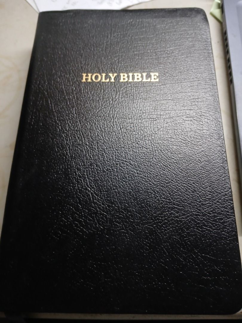 KJV Bible, large print, Hobbies & Toys, Books & Magazines, Religion ...