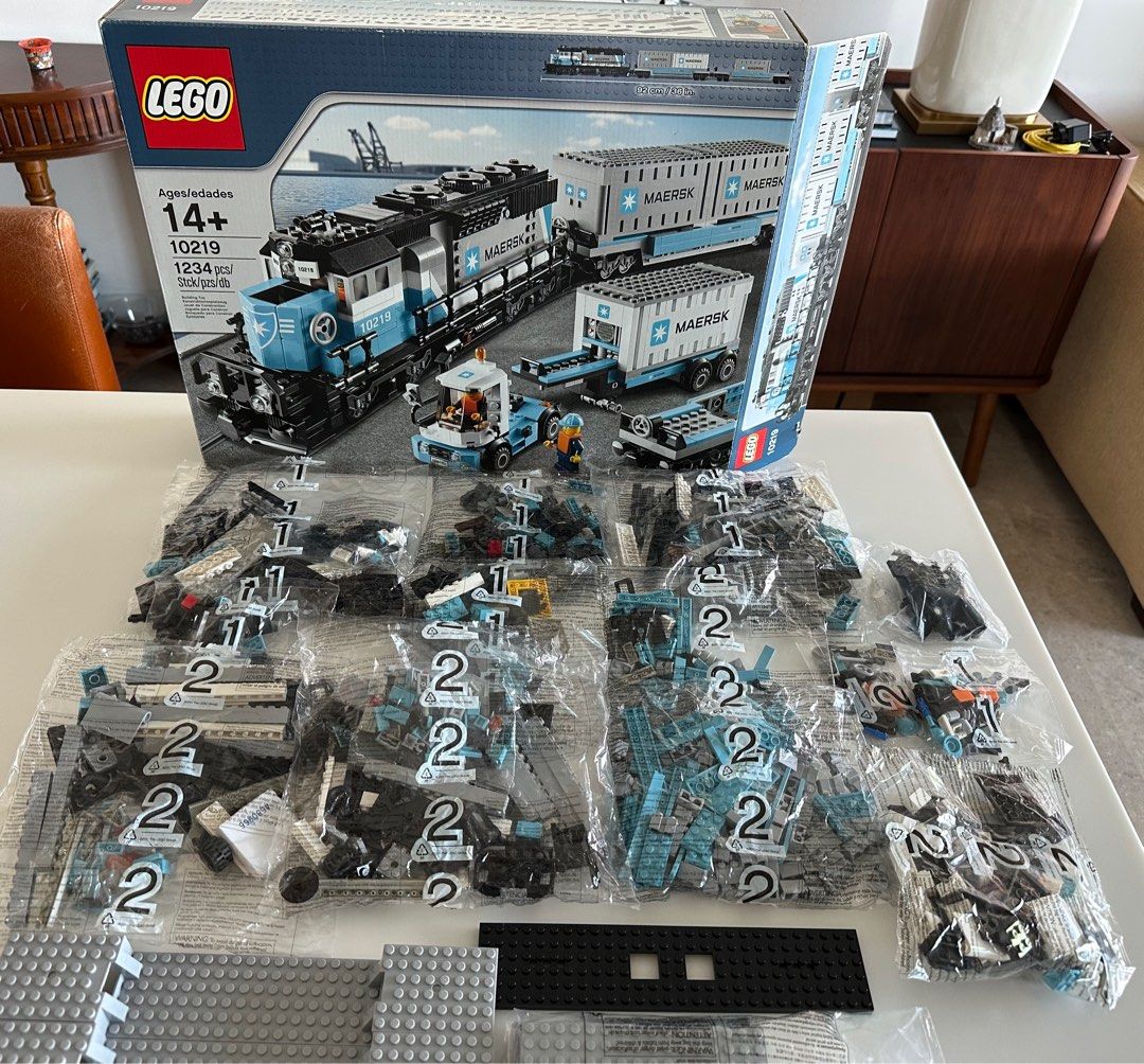 Lego 10219 Maersk Train, Hobbies & Toys, Toys & Games on Carousell