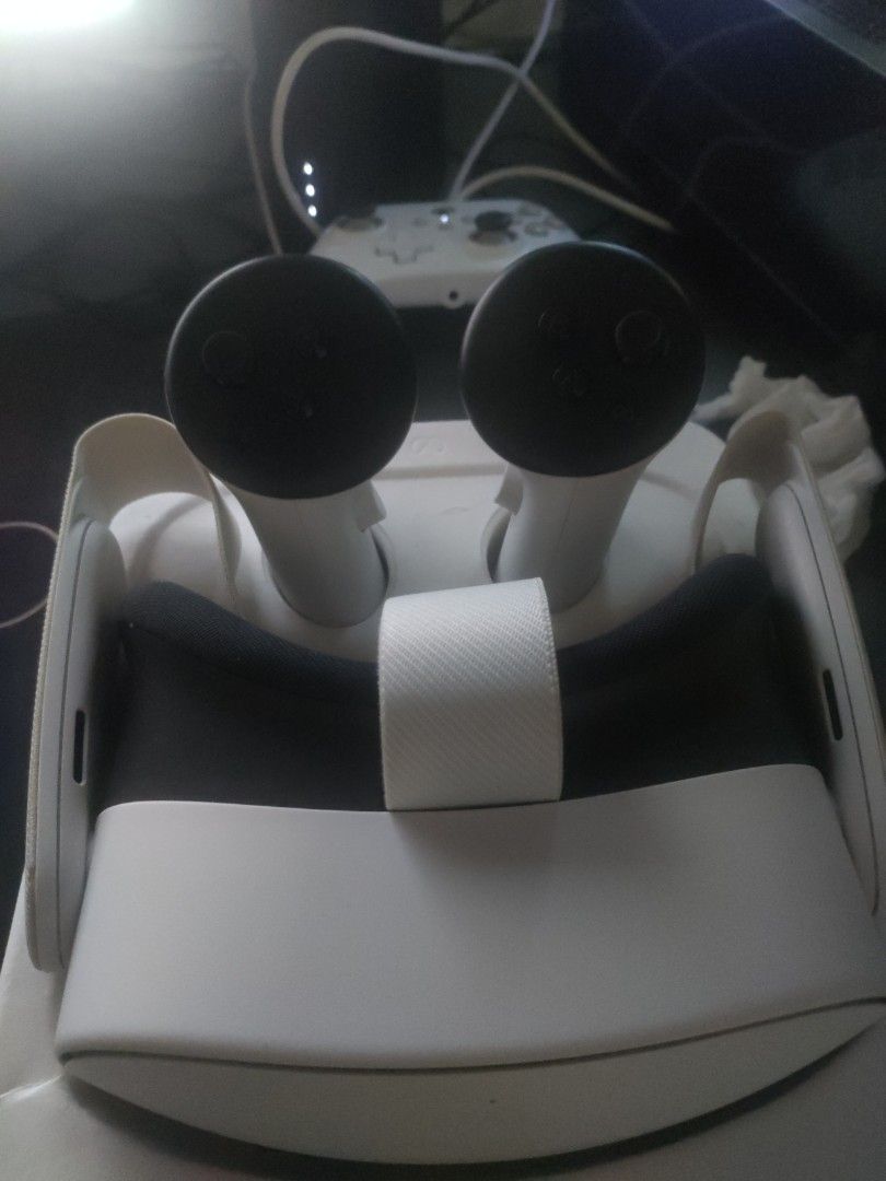 Meta Quest 3S VR Headset, Video Gaming, Gaming Accessories, Virtual ...