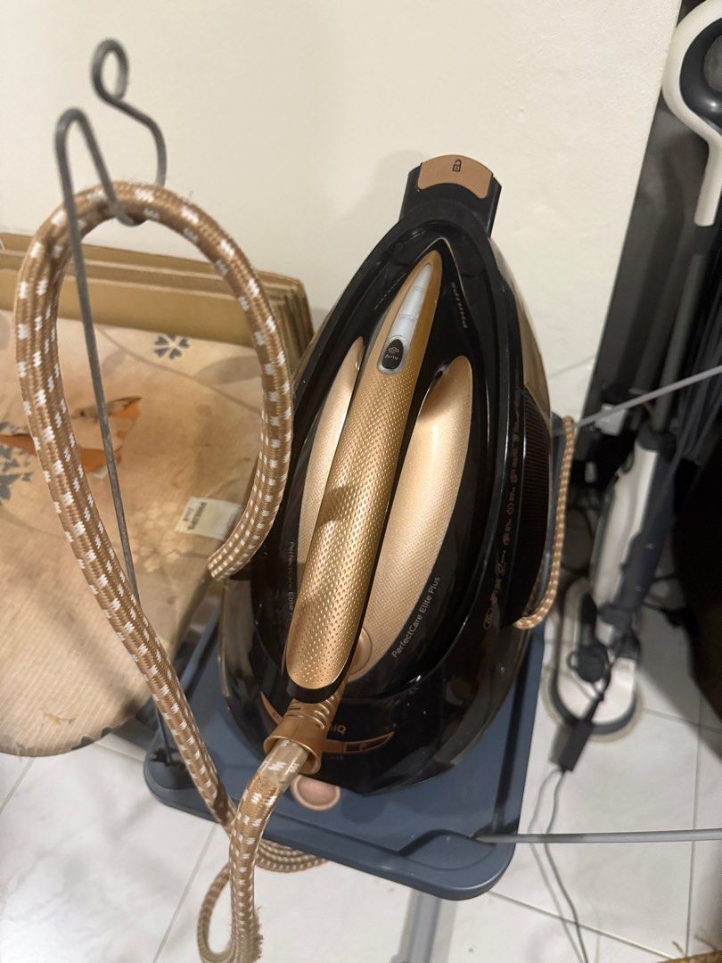 Philips Iron steamer, TV & Home Appliances, Irons & Steamers on Carousell