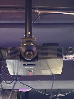 LG CineBeam PF510Q FHD Projector(全新）, 家庭電器, 電視 & 其他娛樂, 投影機 - Carousell