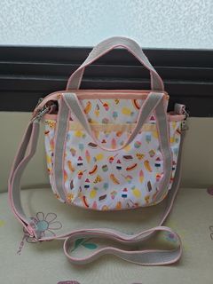 Hooga Sling Bag, Women's Fashion, Bags & Wallets, Shoulder Bags on ...