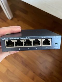 TP-Link TL-SG105 5-Port Gigabit Desktop Switch, Computers & Tech, Parts ...