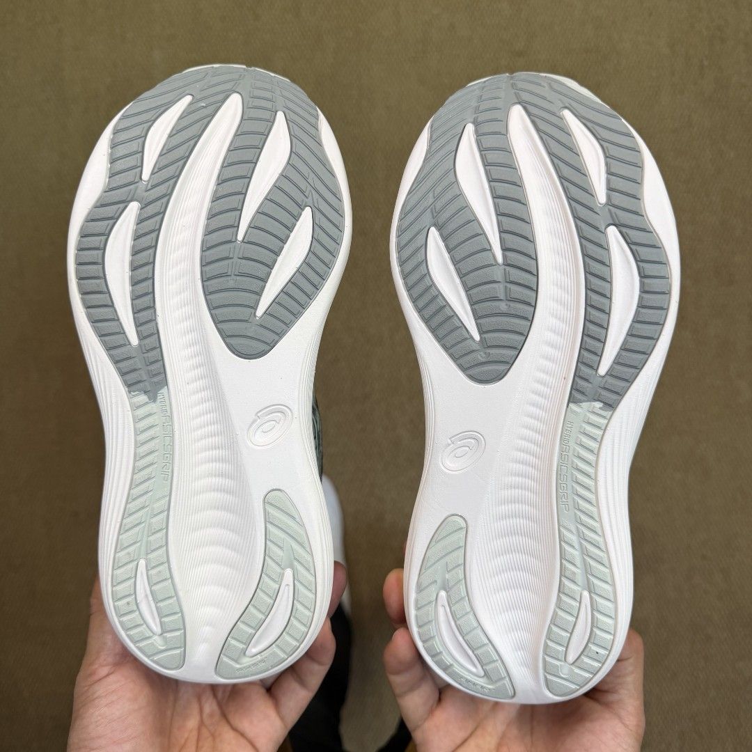 Asics Gel-Nimbus 27 1011B957-002, 男裝, 鞋, 便服鞋 - Carousell