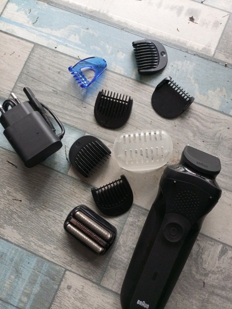 Braun Series 3 Electric Shaver with Accessories, Beauty & Personal Care ...