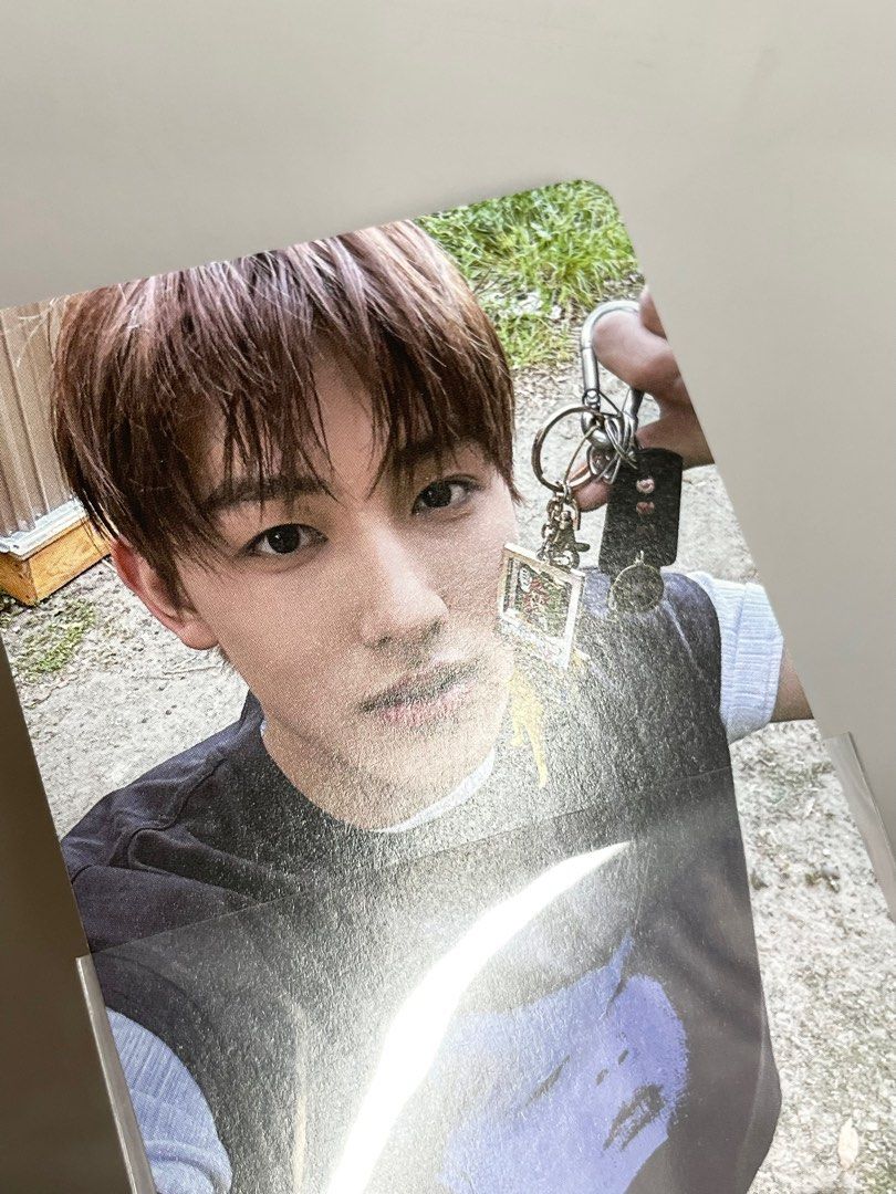 CORTIS Color Outside The Lines Weverse Ver. B Seonghyeon PC w free ...