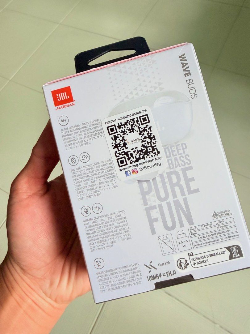 JBL Wave Buds - White, Audio, Earphones on Carousell