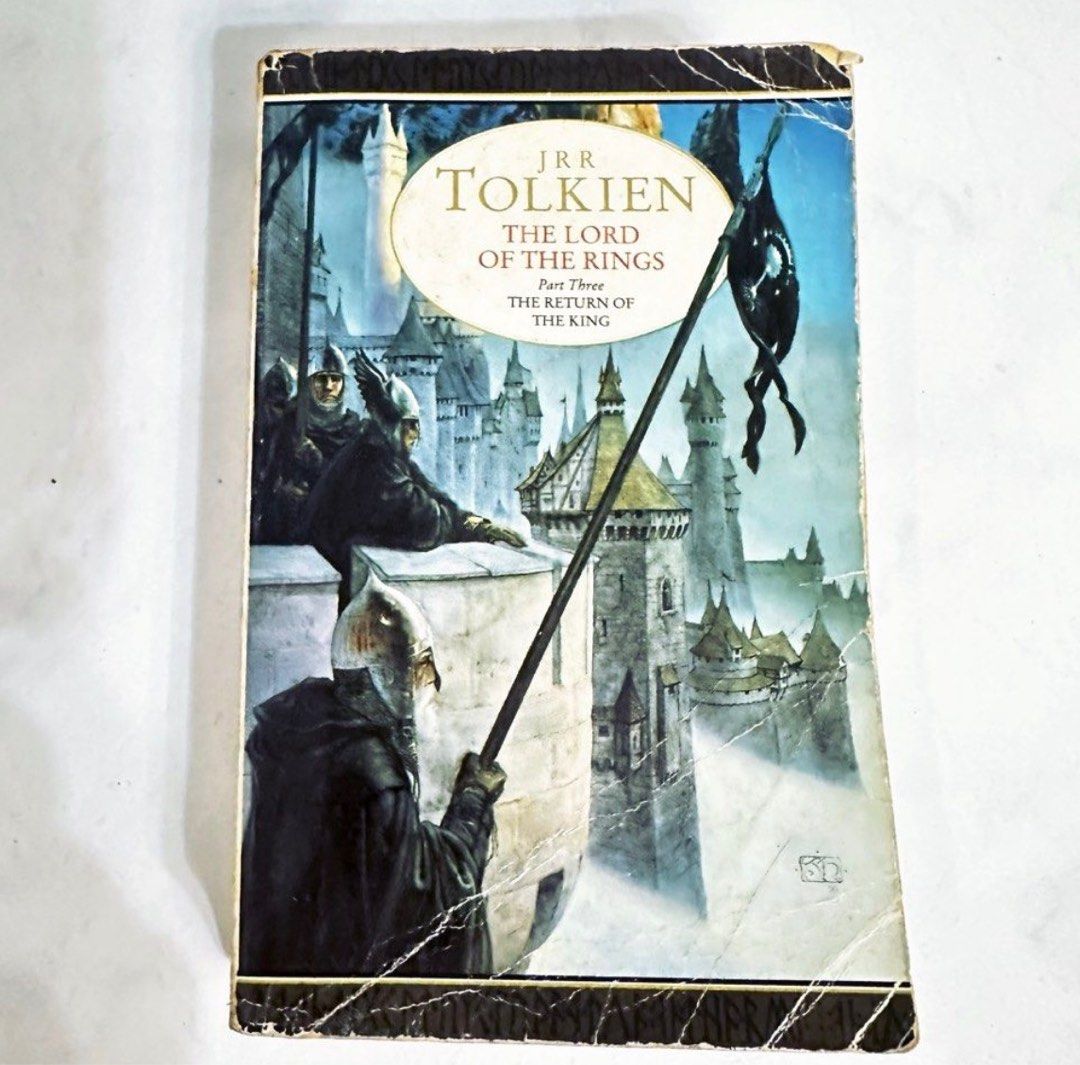 JRR Tolkien The Lords Of The Rings, Hobbies & Toys, Books & Magazines ...
