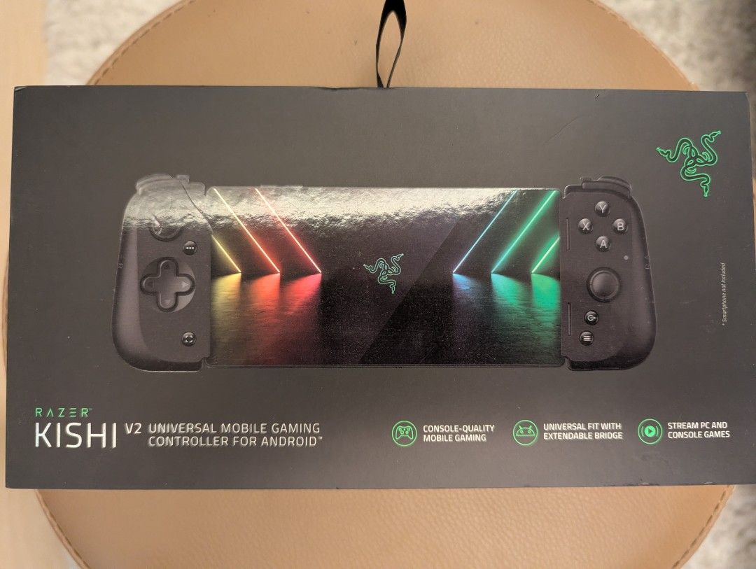 Razer Kishi V2 mobile controller, Video Gaming, Gaming Accessories ...