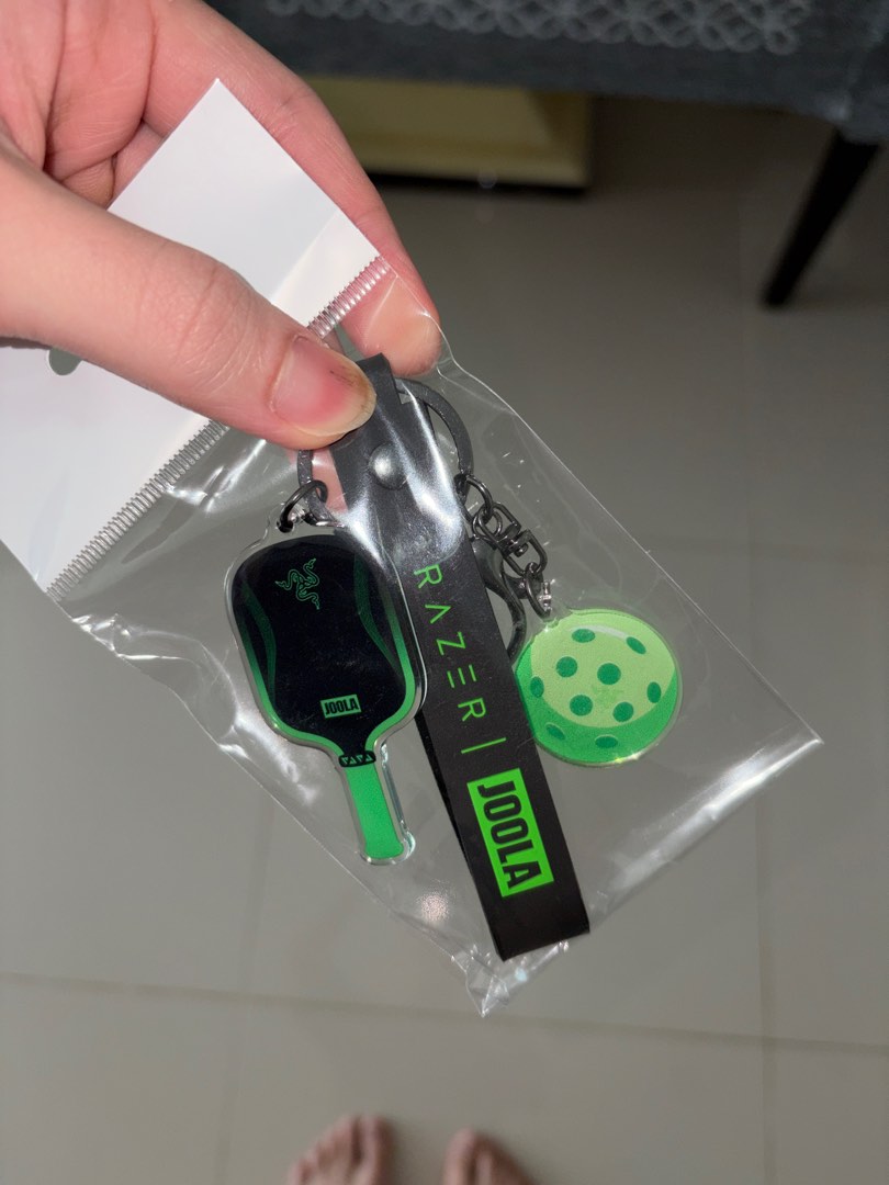 RAZER X JOOLA EXCLUSIVE KEYCHAIN (100% ORIGINAL), Sports Equipment ...