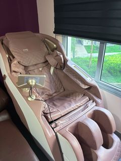 Massage chair OSIM uDiva SOFA modular massage chair in a pinkish-orange ...