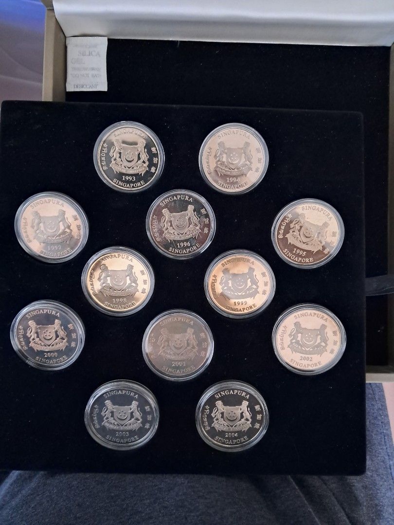 1993 to 2004 The Singapore Mint S$10 Lunar Coin Leather Box Set (12 ...