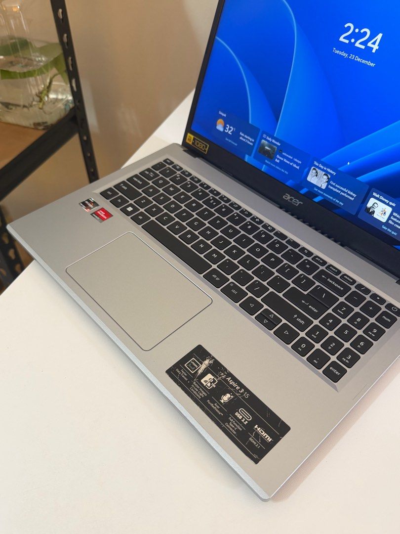 Acer Aspire AMD Ryzen 5 7520U, 8GB Ram 512GB SSD, Sale or Trade In ...