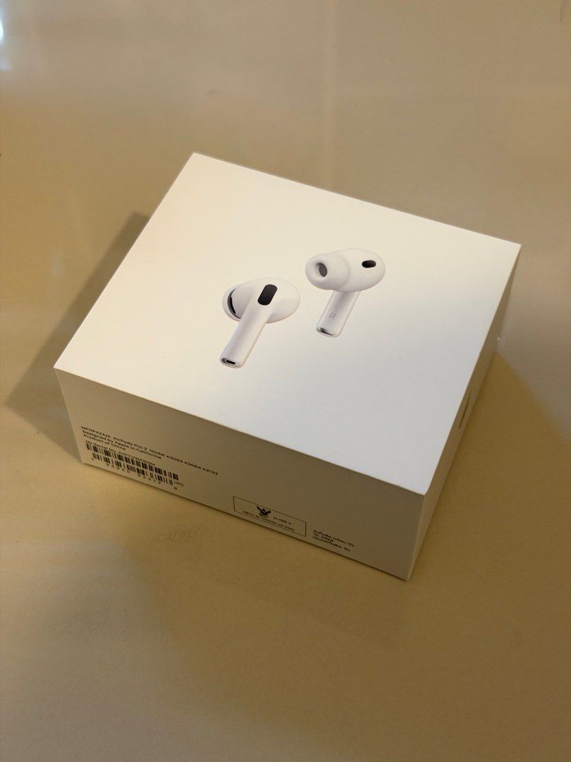 Apple AirPods Pro 3, Audio, Earphones on Carousell