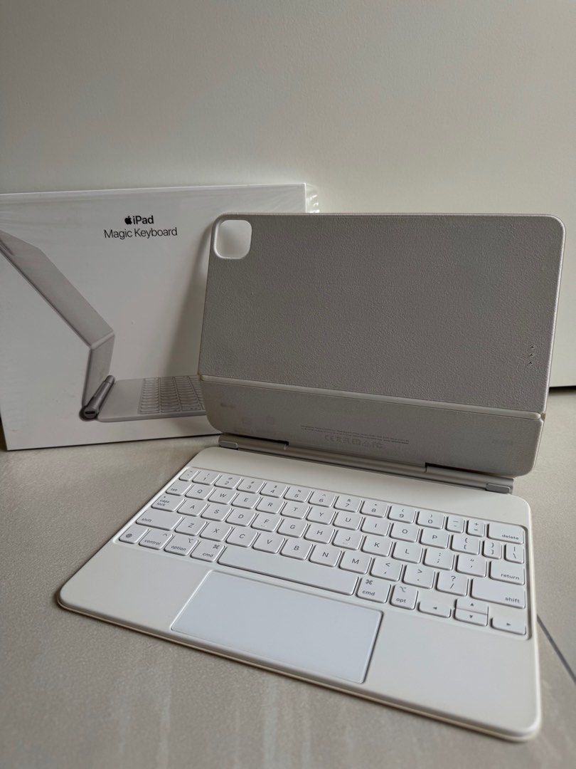 Apple Magic Keyboard for iPad 11-inch (White) M2, Computers & Tech ...